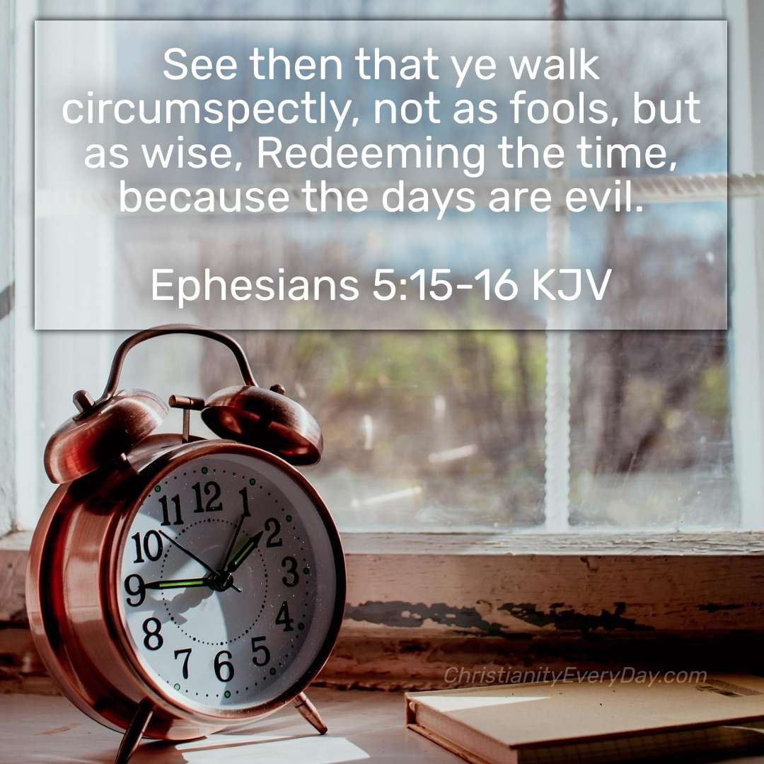 What makes Jesus Christ King and Lord of Heaven and Earth? - Christianity Every Day